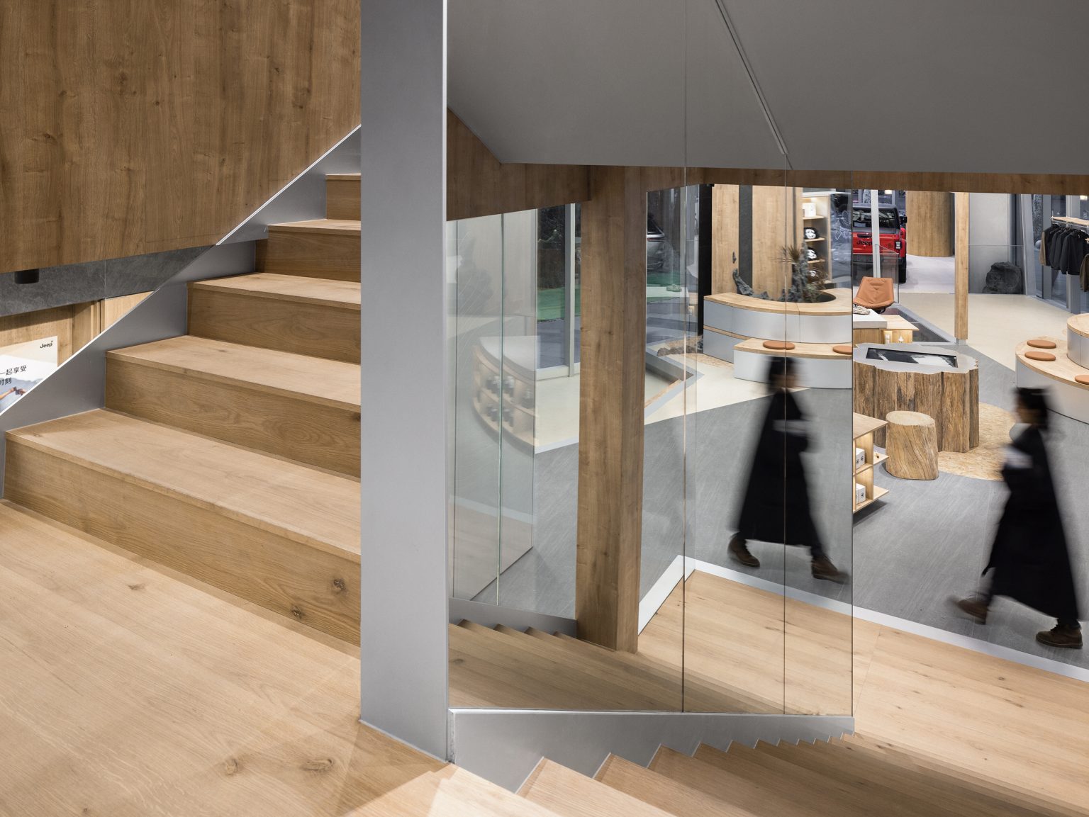 INGROUP | Jeep探享中心 | Hi设计