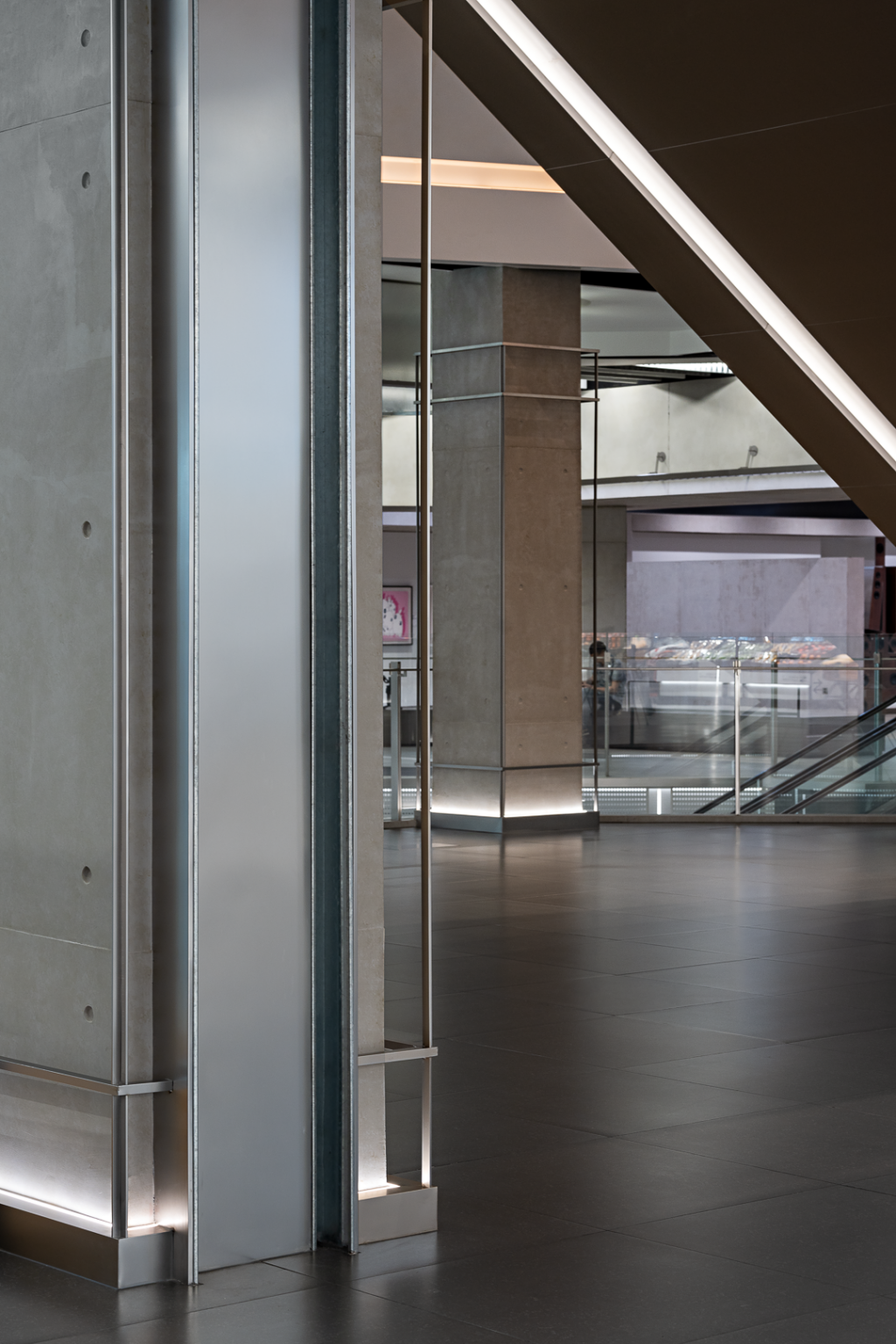 OFT设计｜COSMO成都 | Hi设计