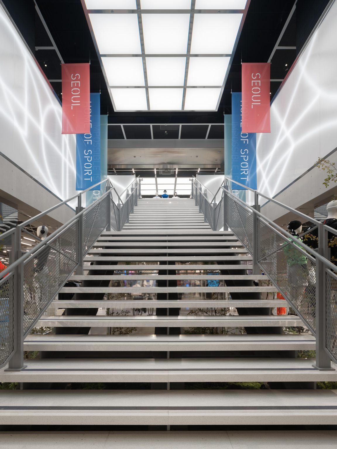 万社设计 | adidas首家亚洲旗舰店 | Hi设计