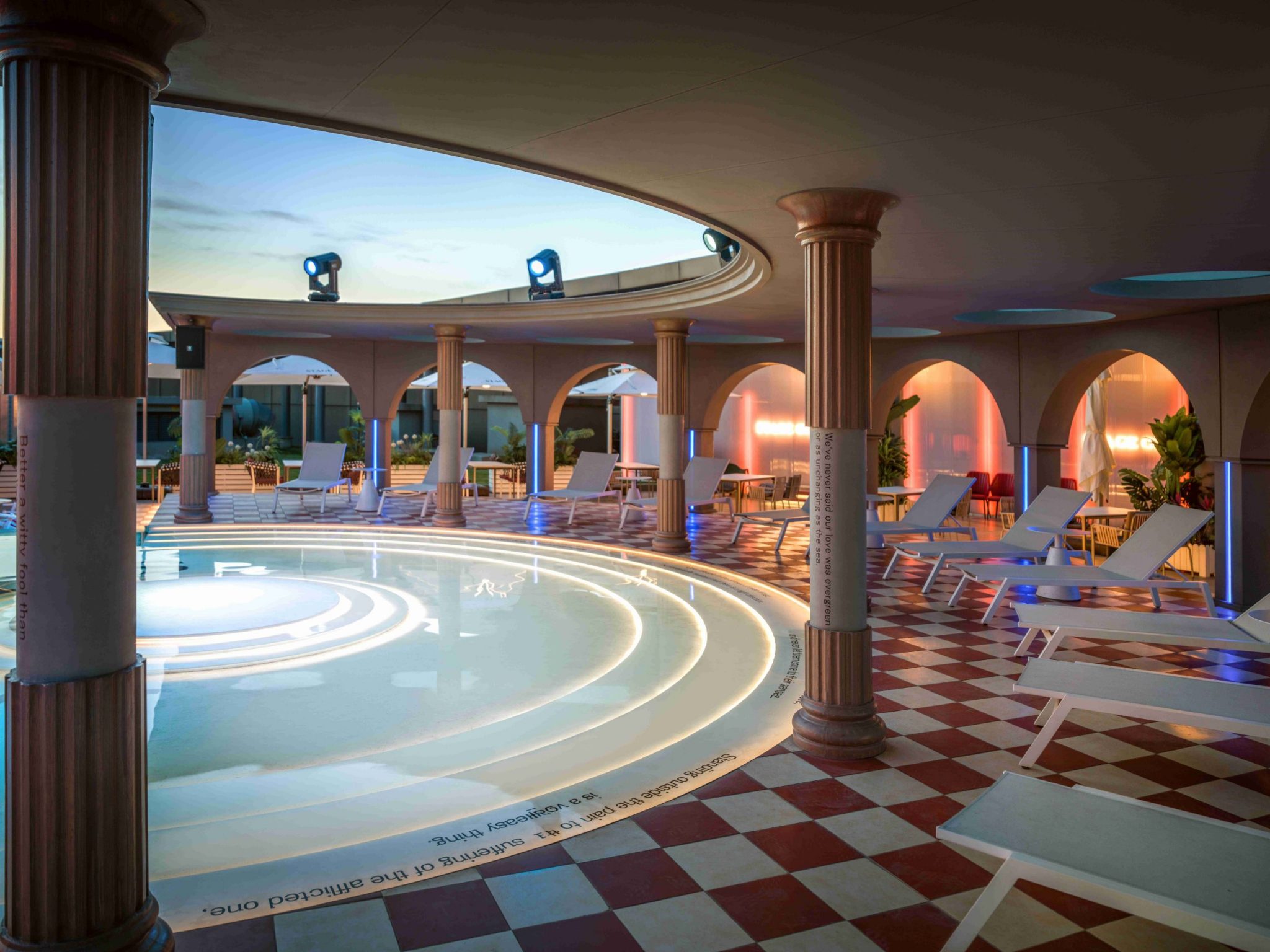 WAVE.GB | STAGEONE开心麻花露台酒吧 | Hi设计